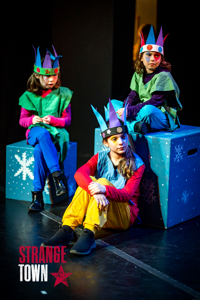 Dec 2022 Photos: Dungeons and Flagons - Strange Town
