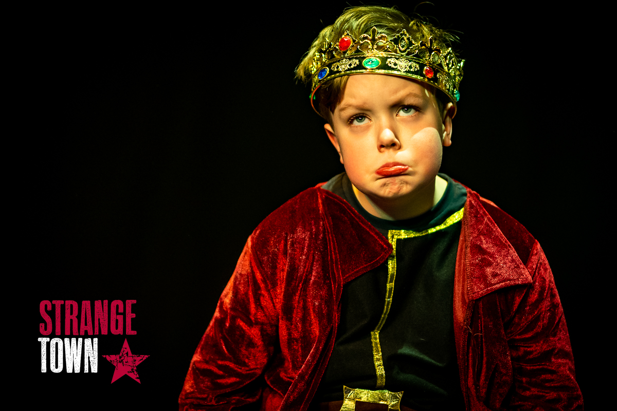 Dec 2022 Photos: Dungeons and Flagons - Strange Town