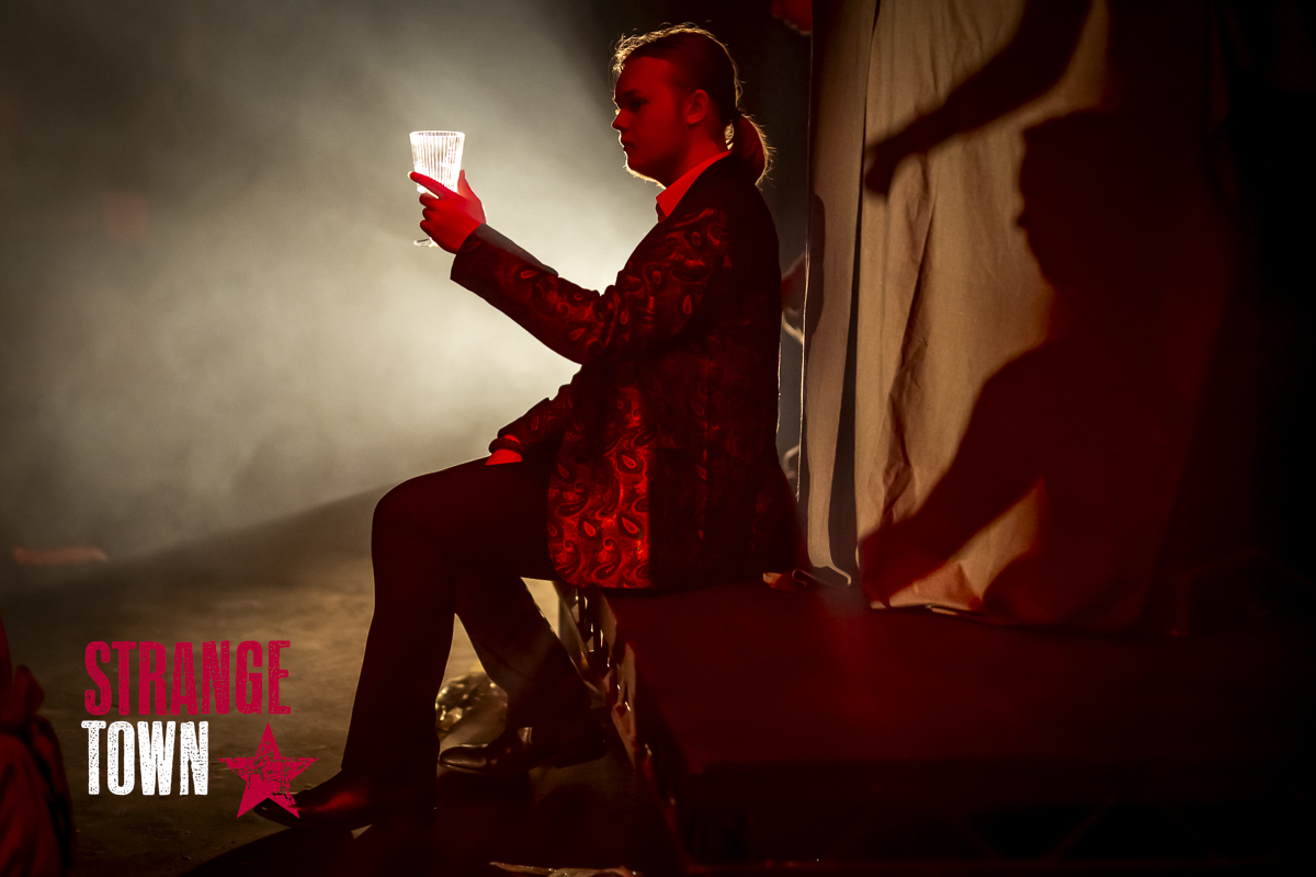 Photos, Photos, Photos! - Strange Town